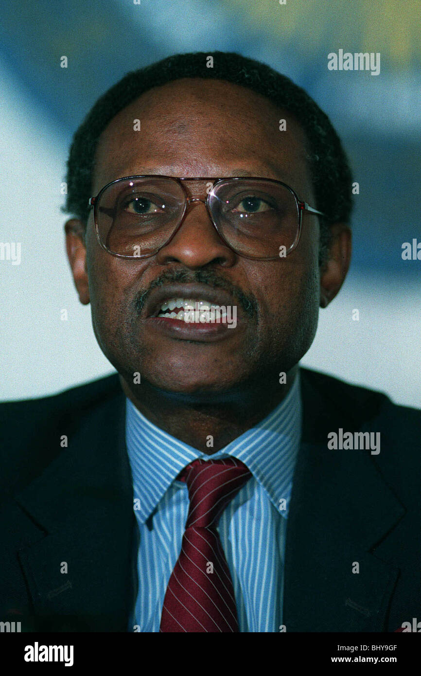 EMEKA ANYAOKU COMMONWEALTH SECRETARY-GENERAL 30 October 1991 Stock ...