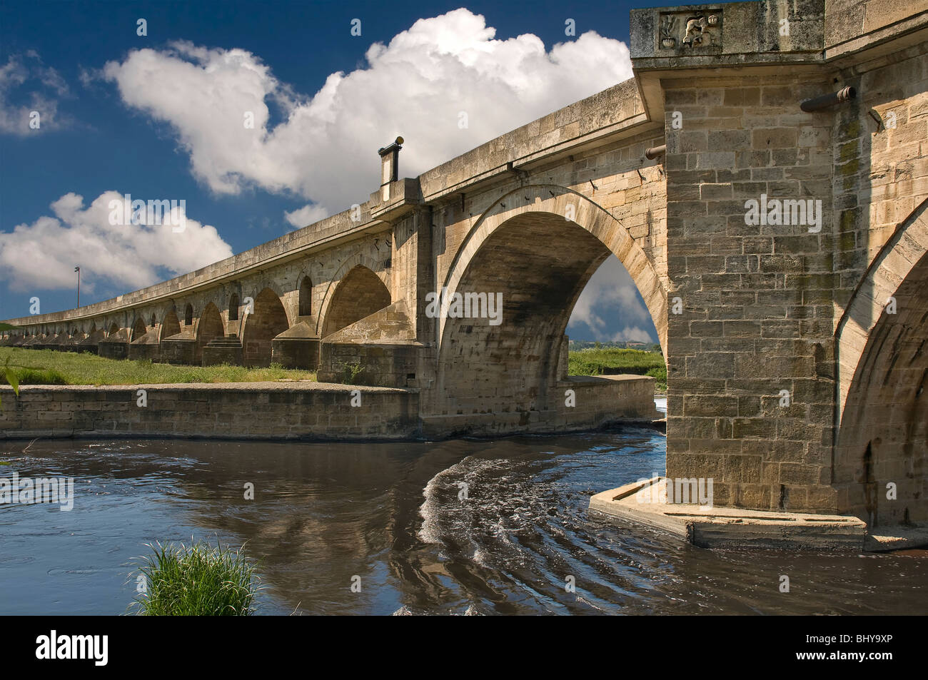 Uzunkopru stone bridge on Ergene river,Edirne,Turkey Stock Photo - Alamy