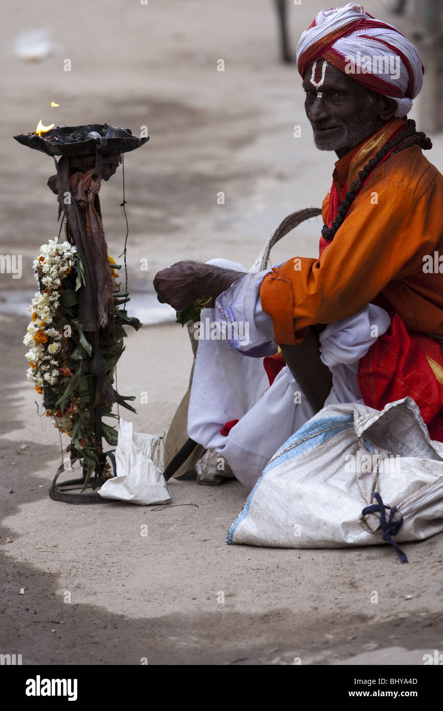 Professional indian beggar hi-res stock photography and images - Alamy