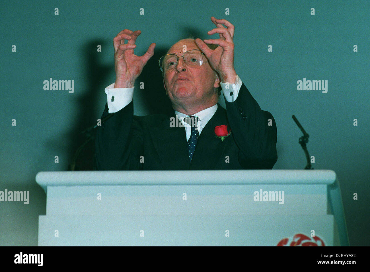 NEIL KINNOCK MP LABOUR PARTY LEADER 03 April 1992 Stock Photo - Alamy