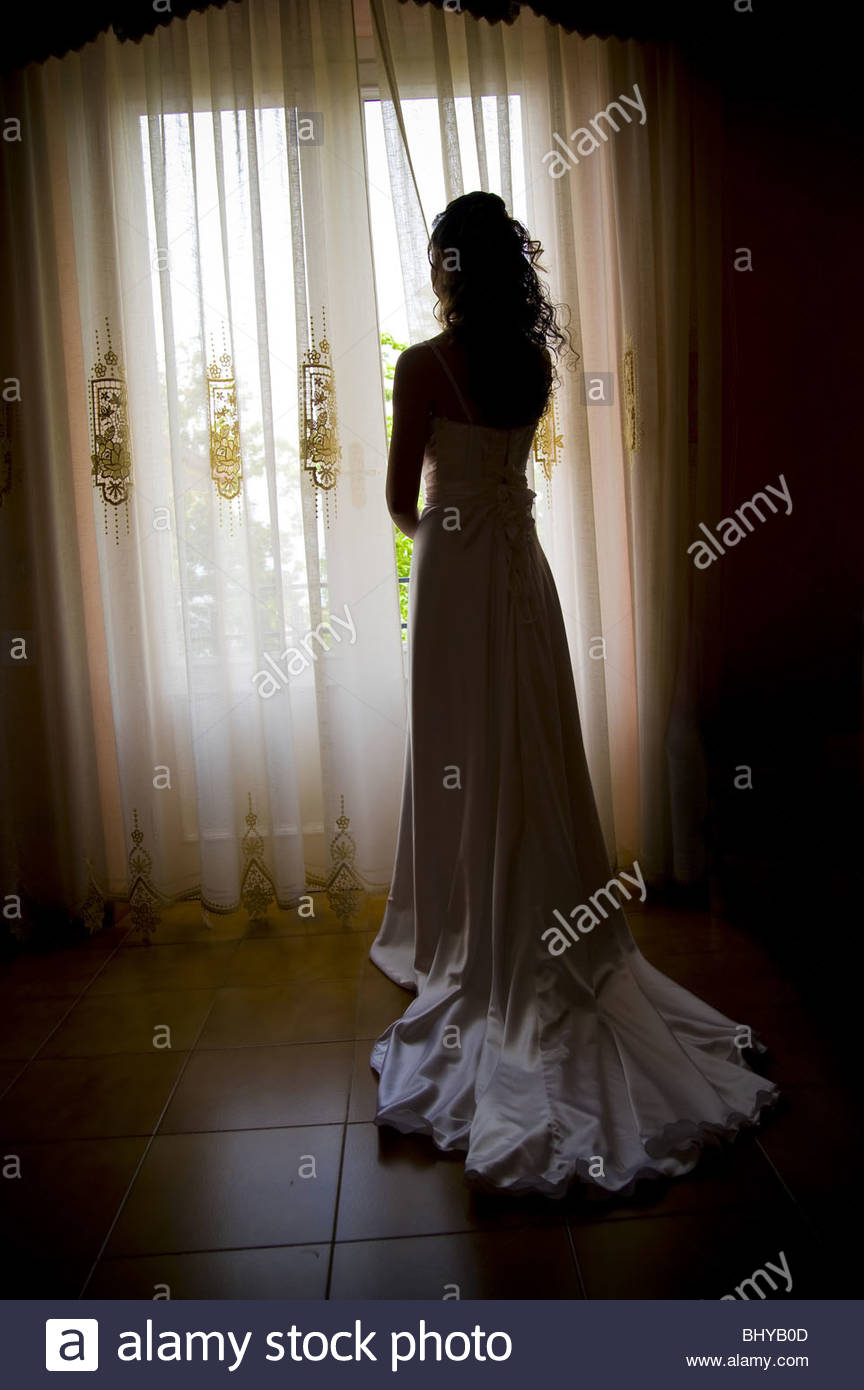 Full Length Curtains Stock Photos & Full Length Curtains Stock Images ...
