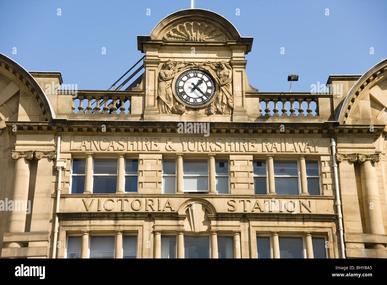 Victoria Station in Manchester Stock Photo - Alamy