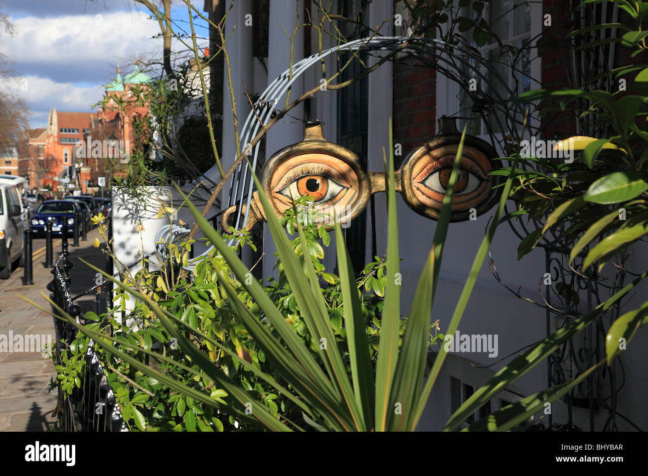 British optometrist hi-res stock photography and images - Alamy