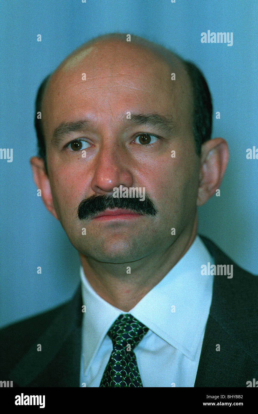 Carlos salinas de gortari president hi-res stock photography and images ...