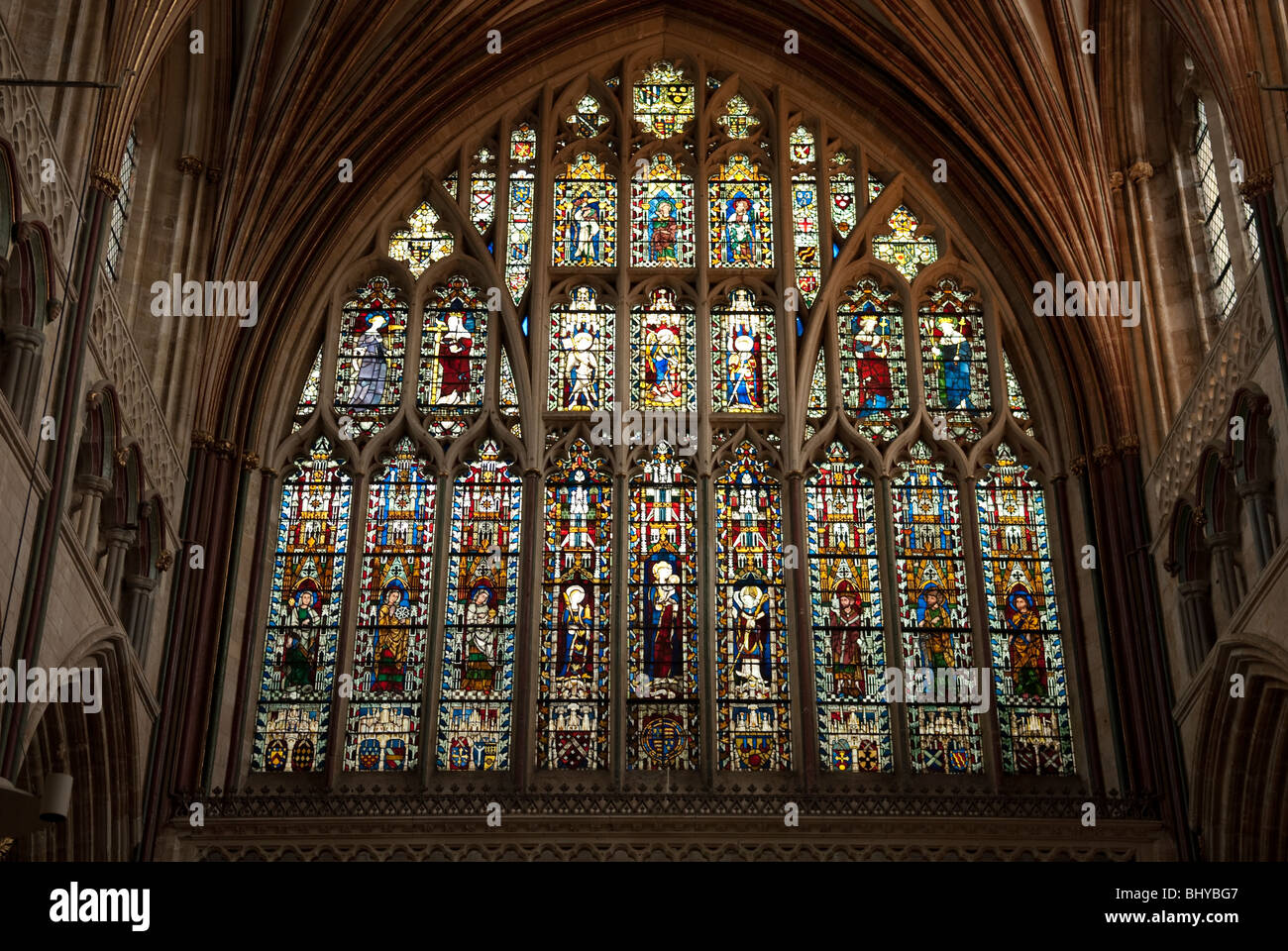 Large stained glass window hi-res stock photography and images - Alamy