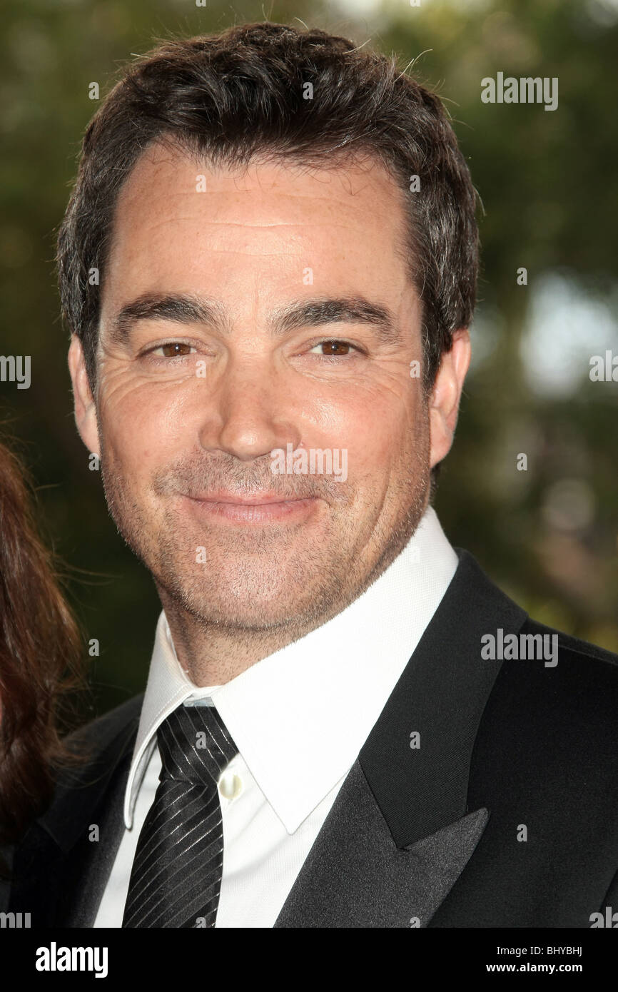 Jon tenney hi-res stock photography and images - Alamy