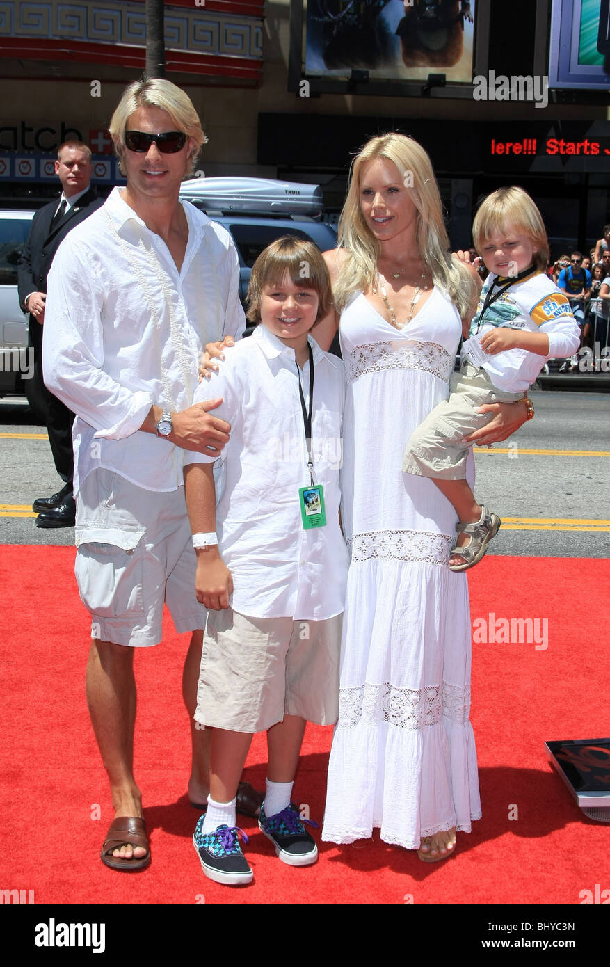 GENA LEE NOLIN FAMILY G-FORCE WORLD PREMIERE HOLLYWOOD LOS ANGELES CA ...