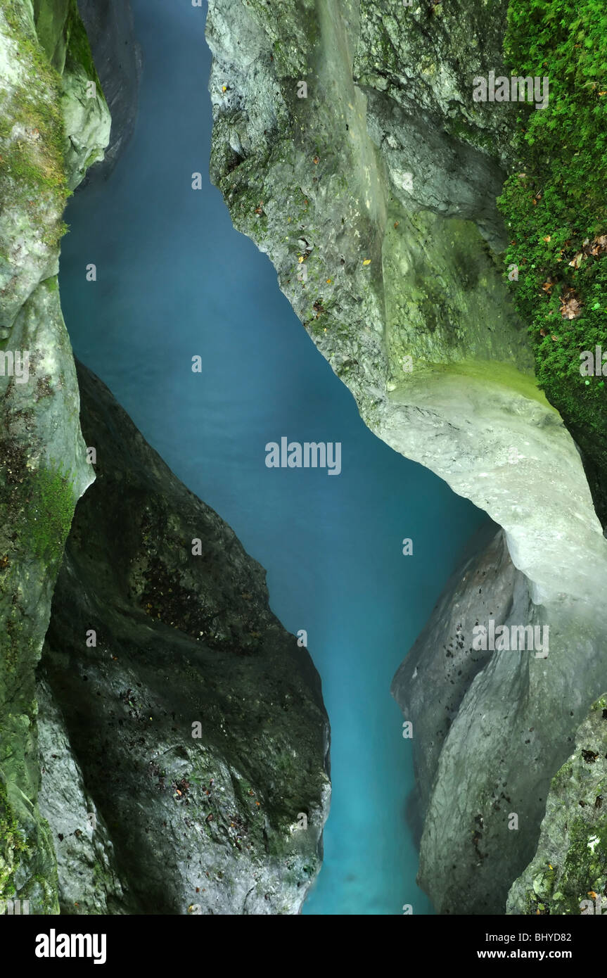 Deep canyon hi-res stock photography and images - Alamy