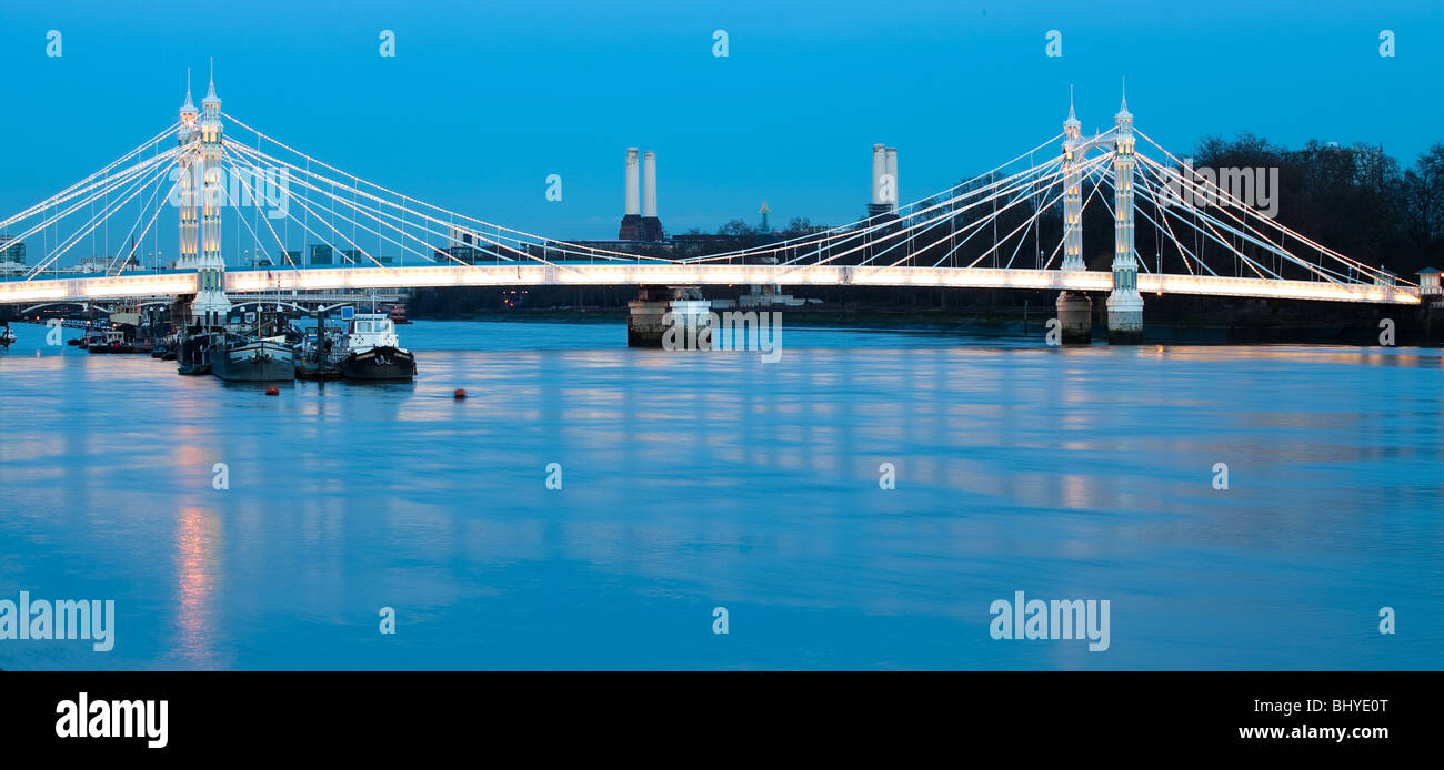 The Albert Bridge, London Stock Photo - Alamy
