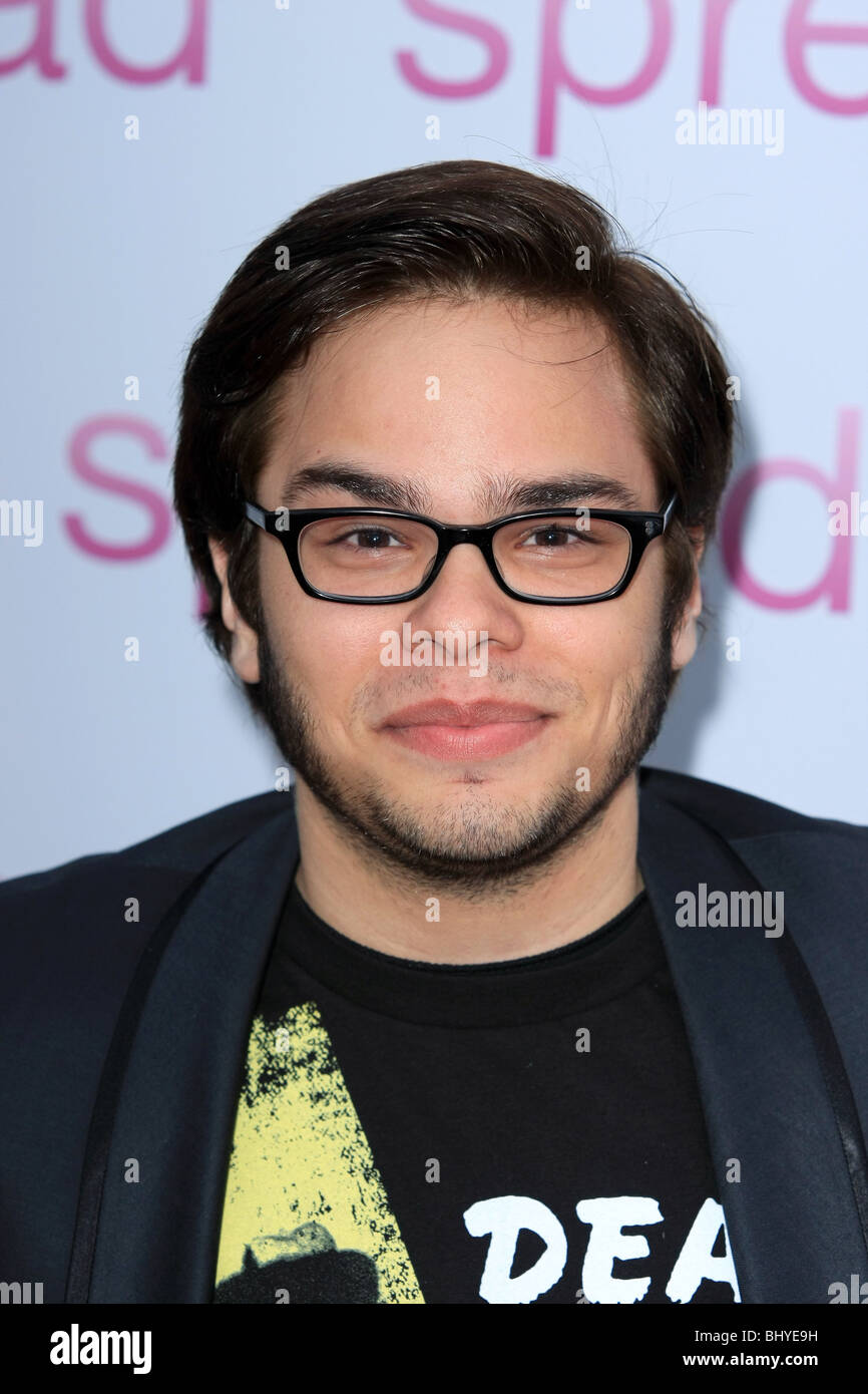 Michael Saxton's Instagram, Twitter & Facebook on IDCrawl