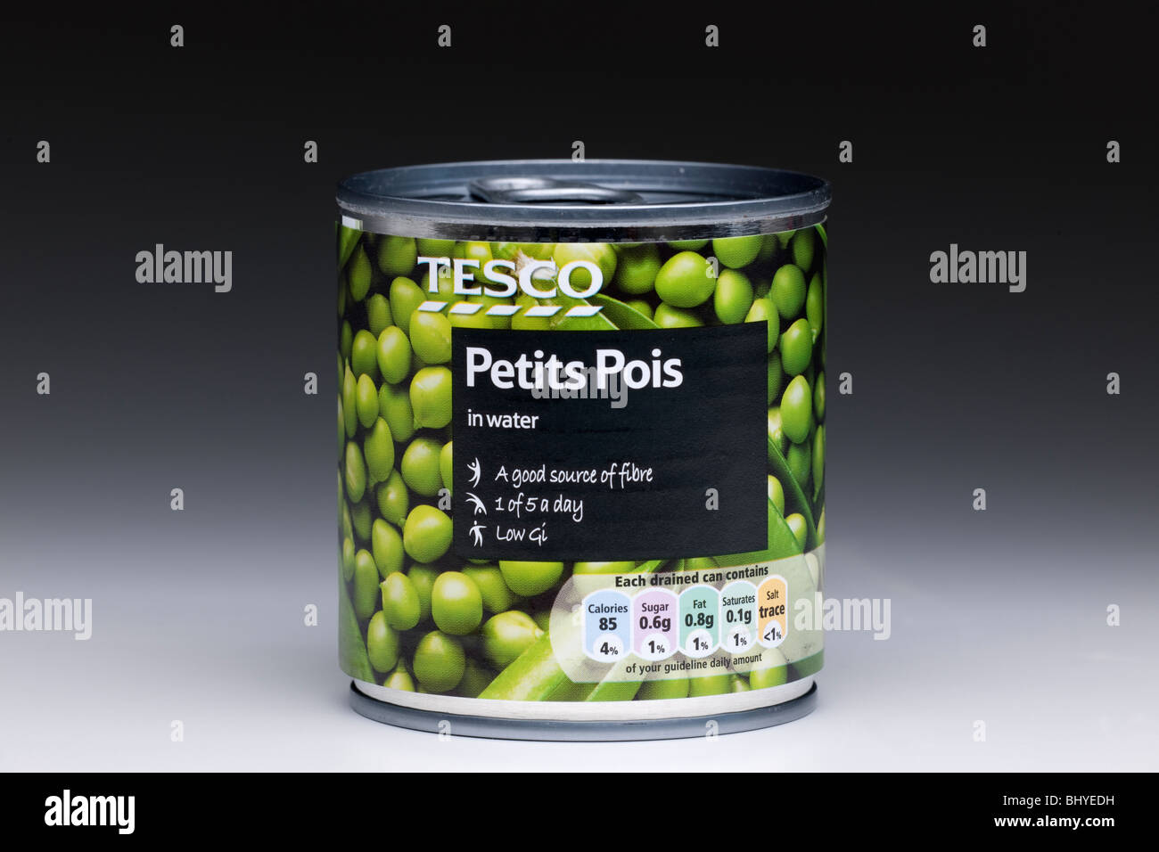Petits pois hi-res stock photography and images - Alamy