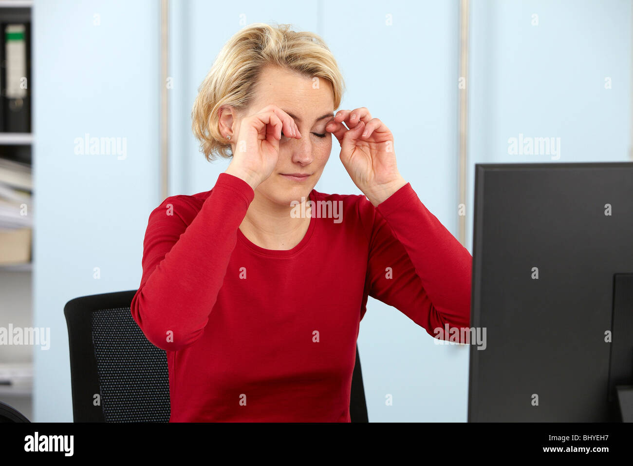 Take taking the strain hi-res stock photography and images - Alamy