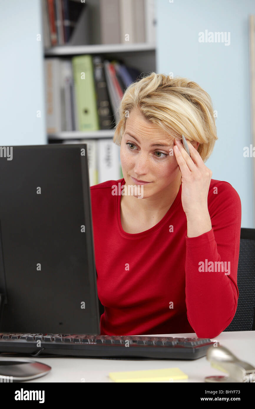 Woman harried look hi-res stock photography and images - Alamy