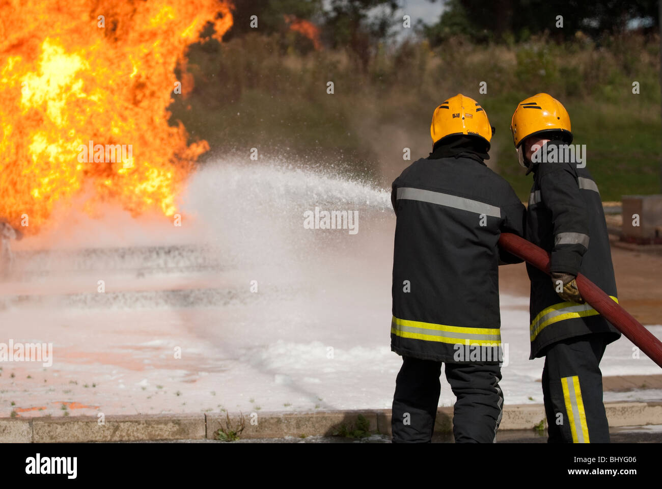 Fire foam fireman hi-res stock photography and images - Alamy