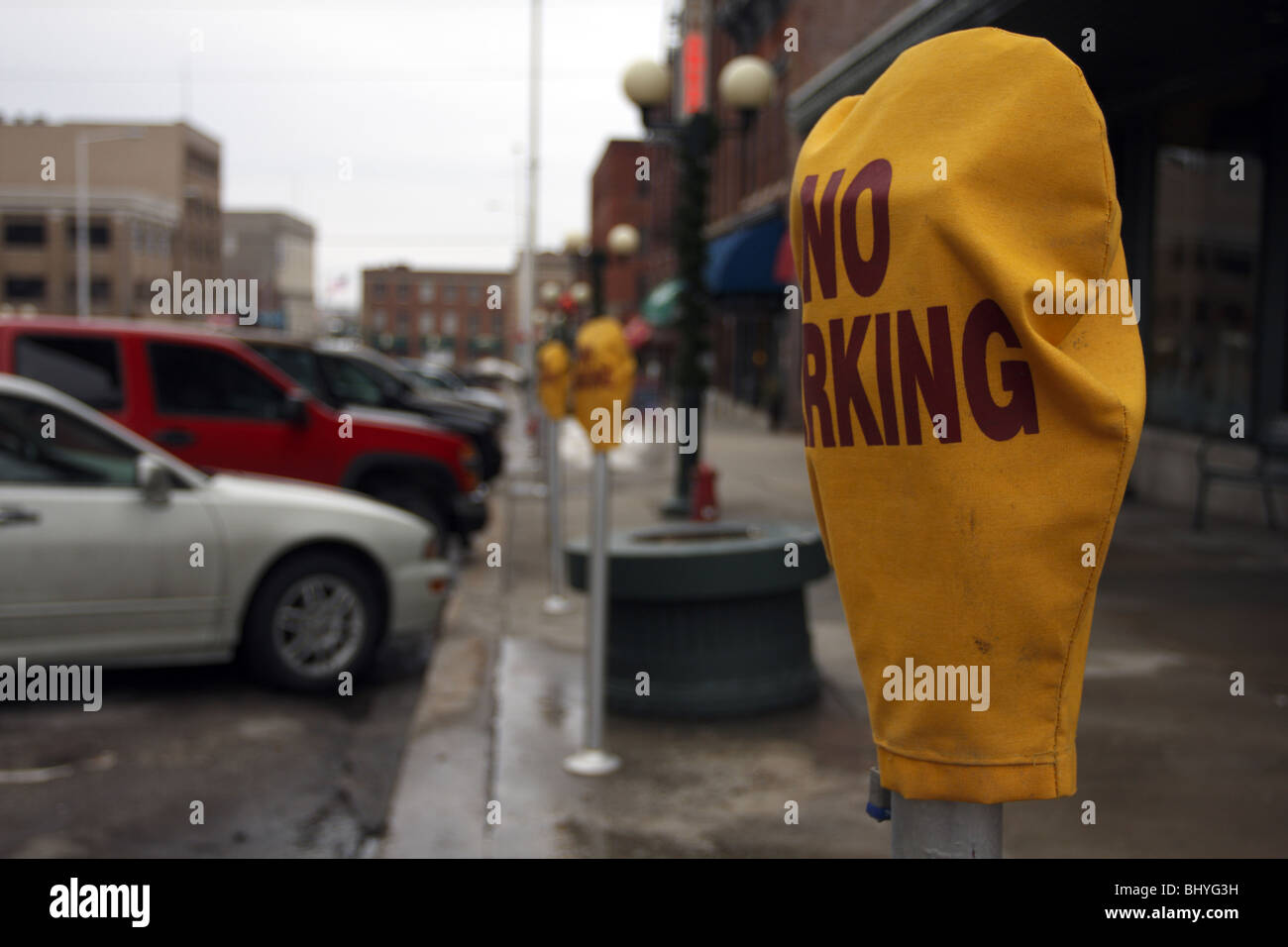 Bagged cars hi-res stock photography and images - Alamy