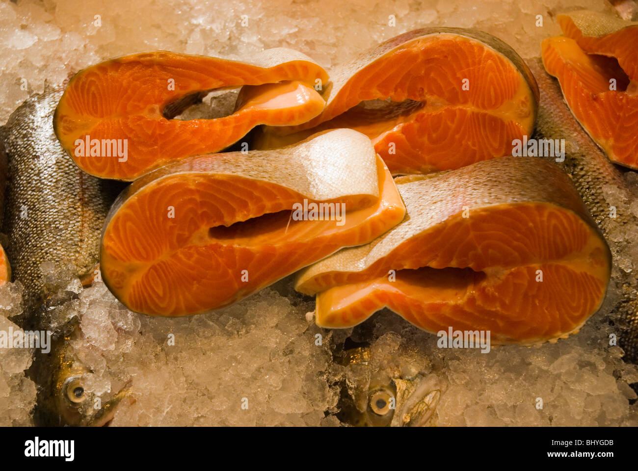 Salmons fillet hi-res stock photography and images - Alamy