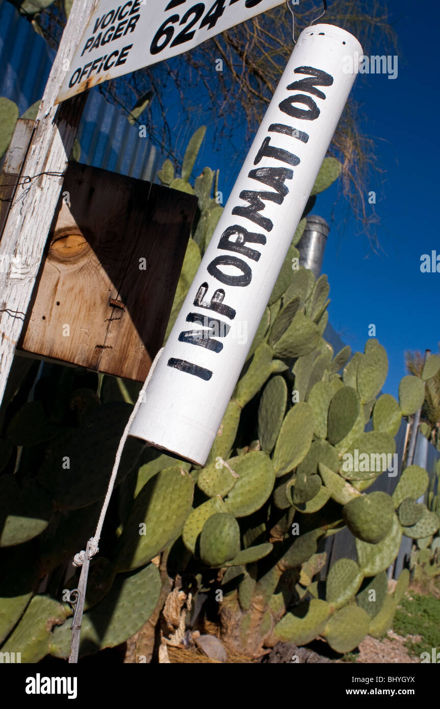 Broken hanging down real estate sign hi-res stock photography and ...
