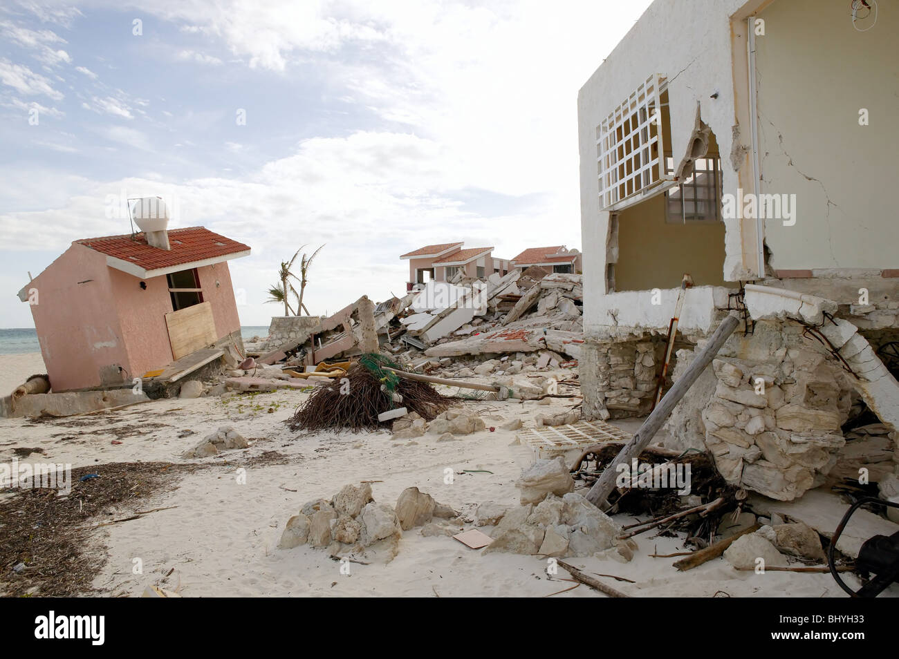 Hurricane damage flood caribbean hi-res stock photography and images ...