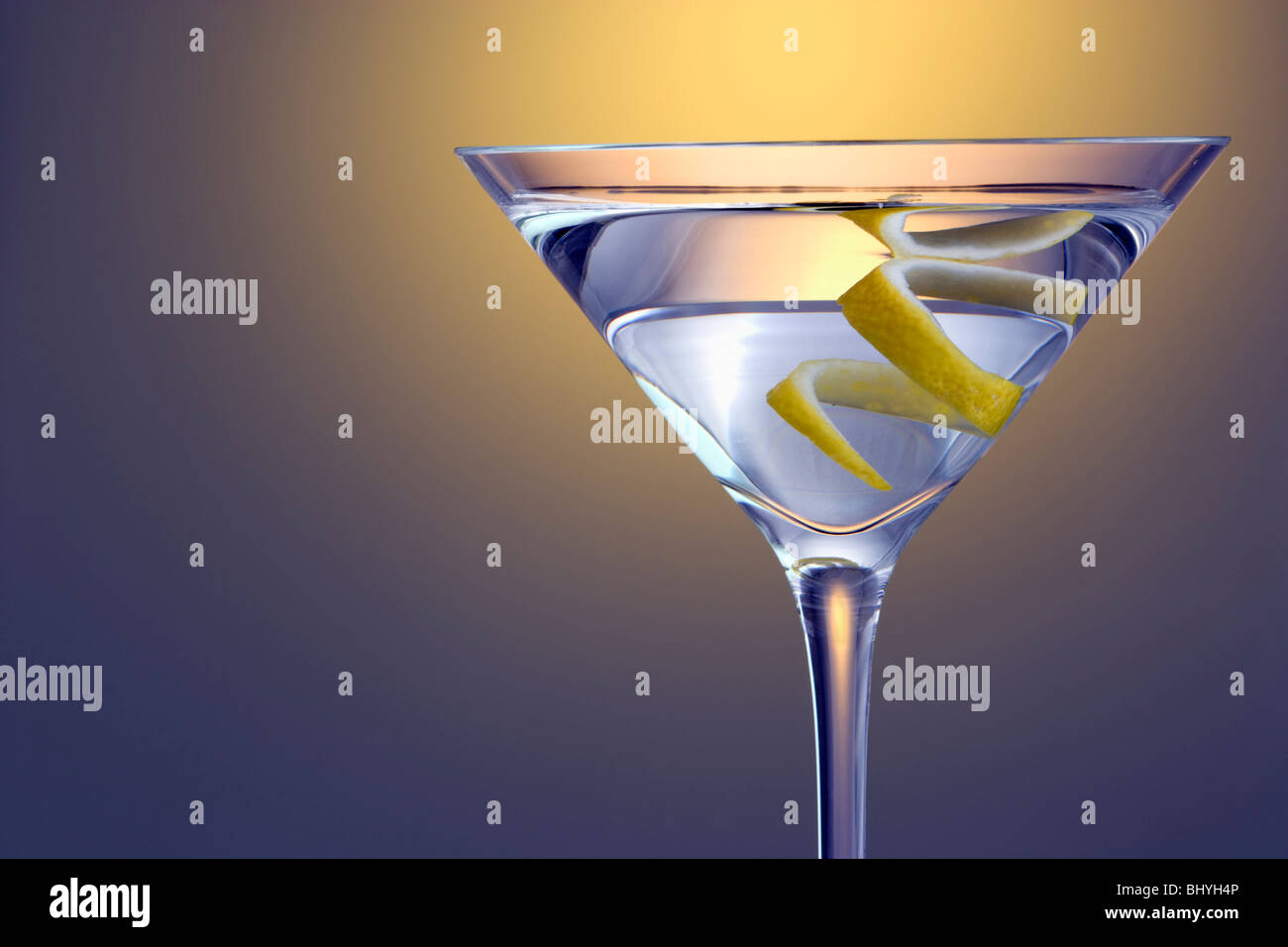 Twist garnish hi-res stock photography and images - Alamy