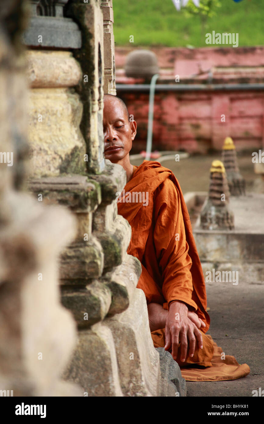 Buddhist Man Meditating Stock Photos & Buddhist Man Meditating Stock ...