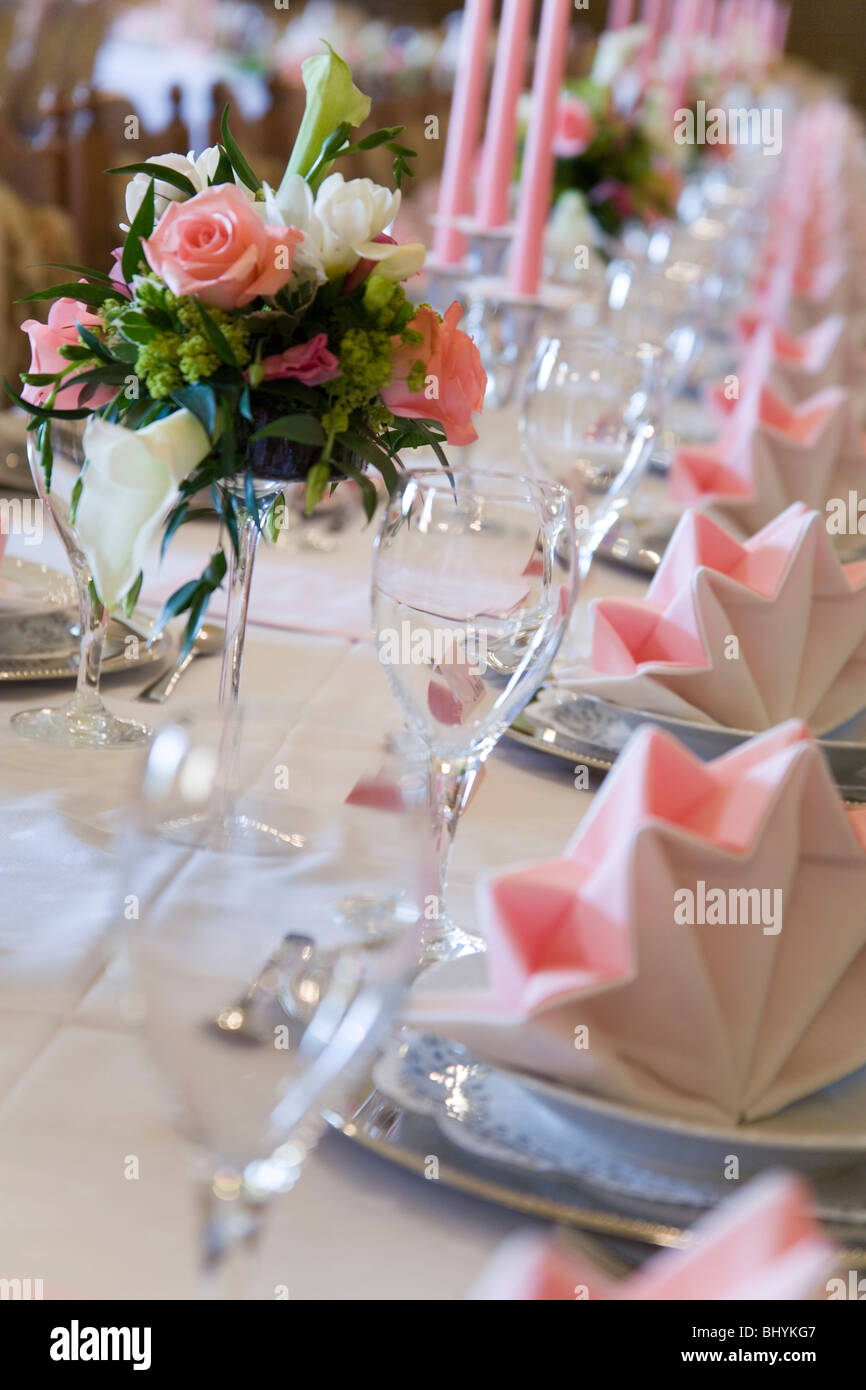 Well laid hi-res stock photography and images - Alamy