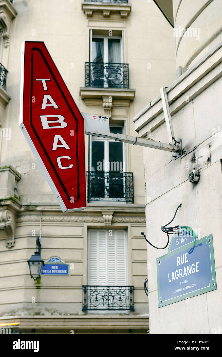 Tabac paris hi-res stock photography and images - Alamy