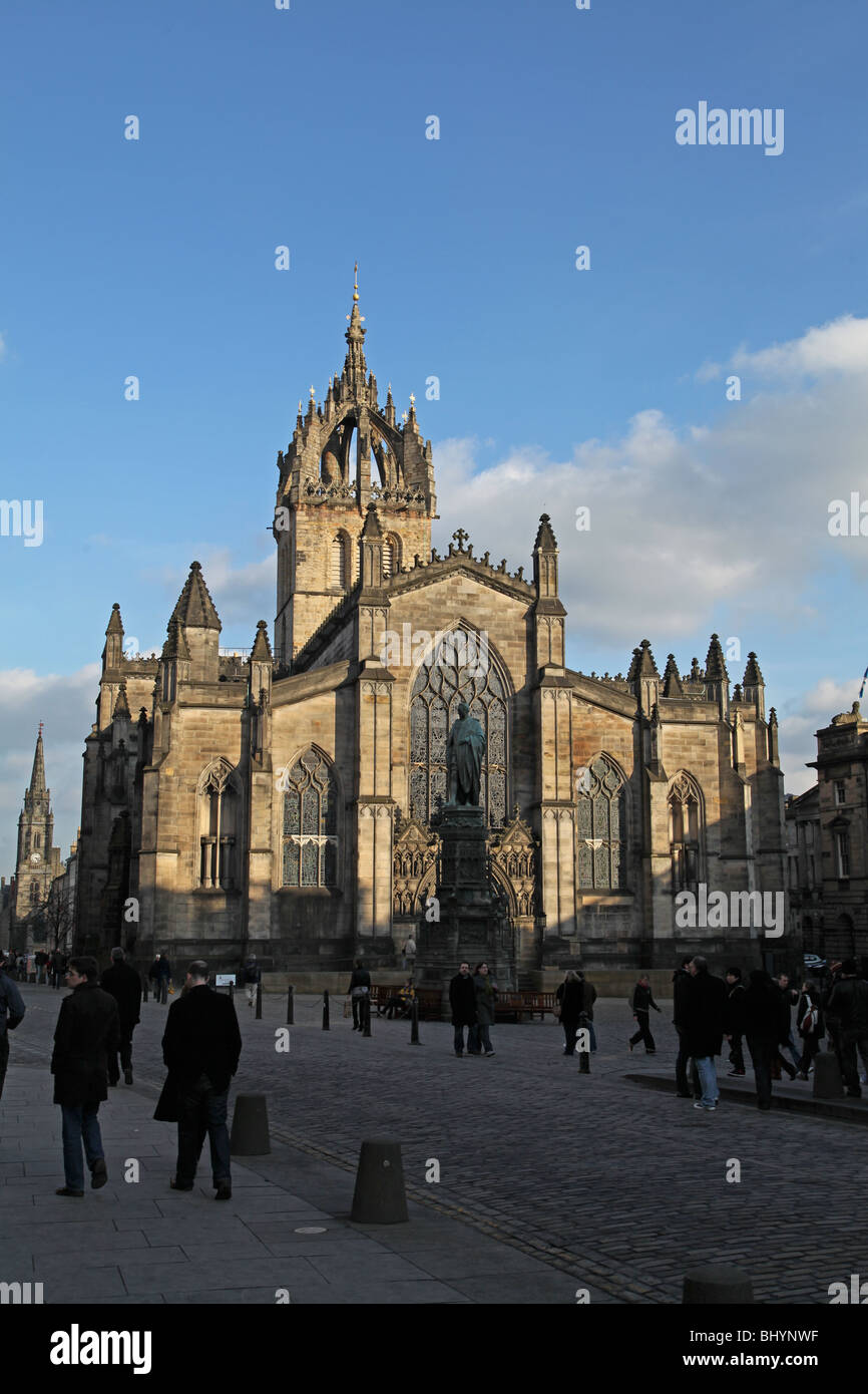 St Giles Cathedral on the Royal Mile at Edinburgh Stock Photo - Alamy