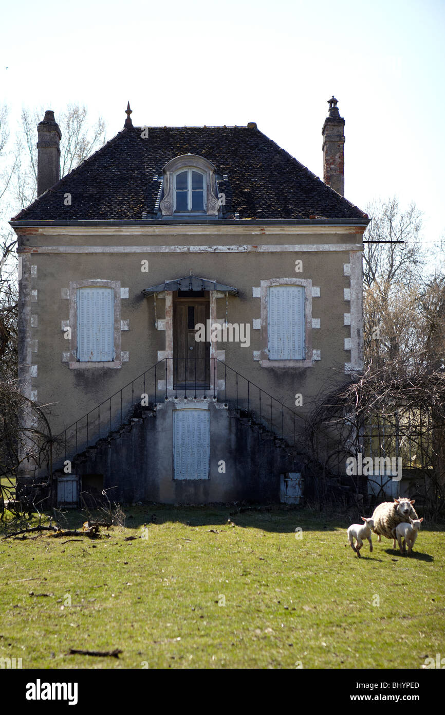 Old residence in Burgundy, France Stock Photo - Alamy