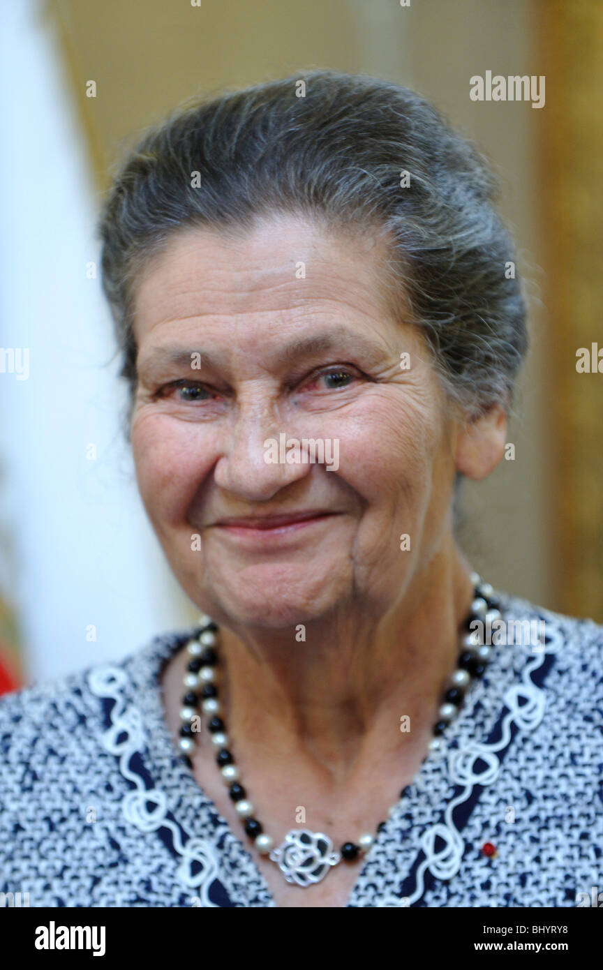 Simone veil hi-res stock photography and images - Alamy