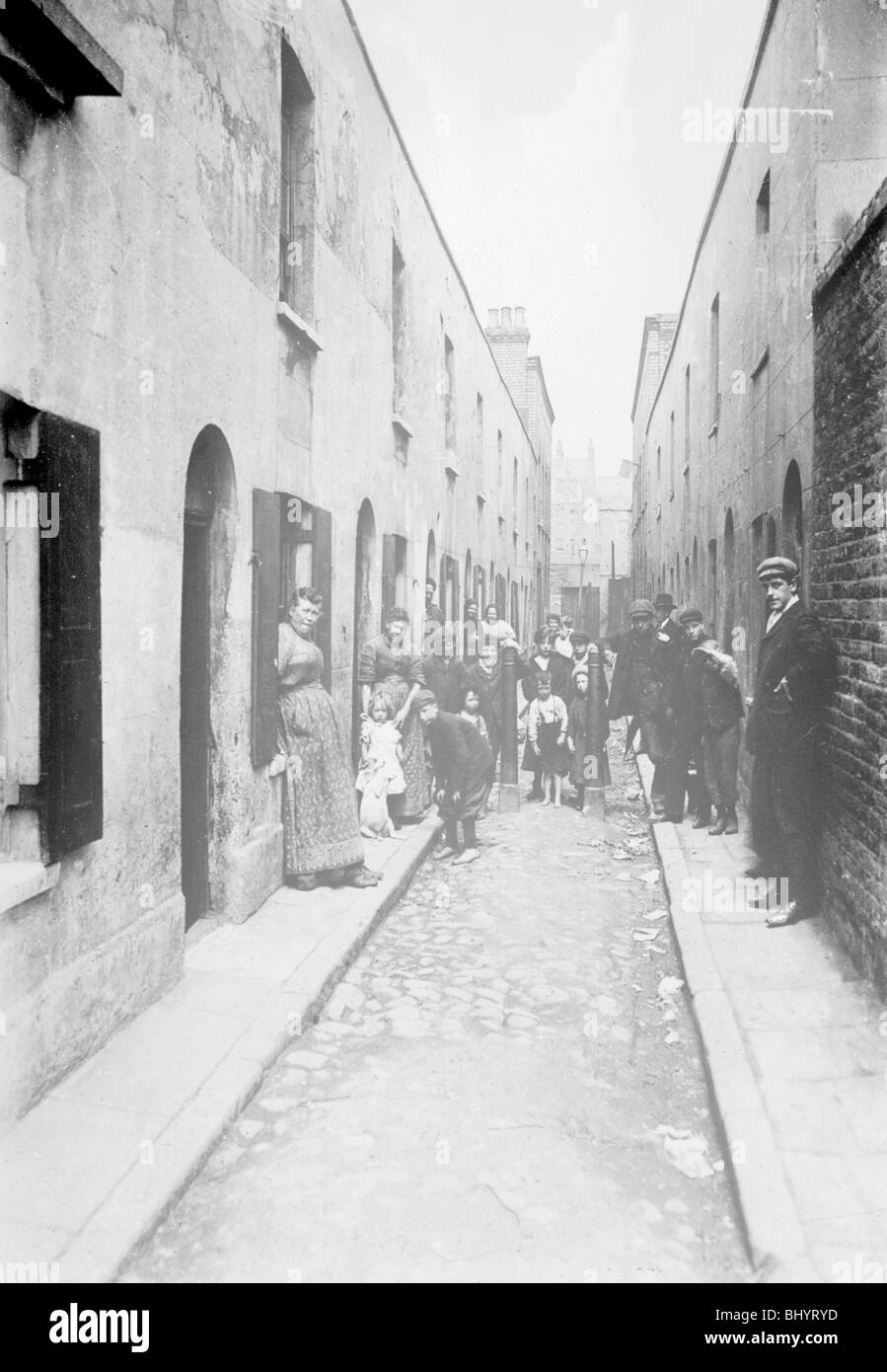 1900s london street hi-res stock photography and images - Alamy