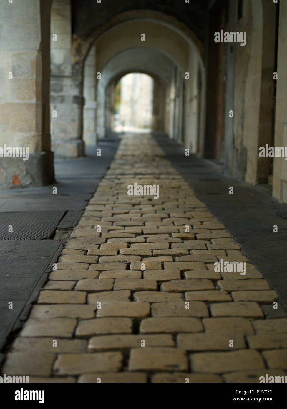 Stone vaulted arch hi-res stock photography and images - Alamy