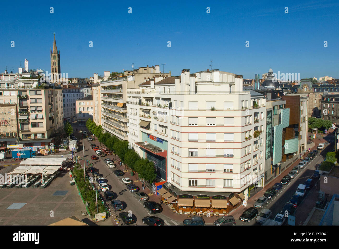 Limoges cafe hi-res stock photography and images - Alamy