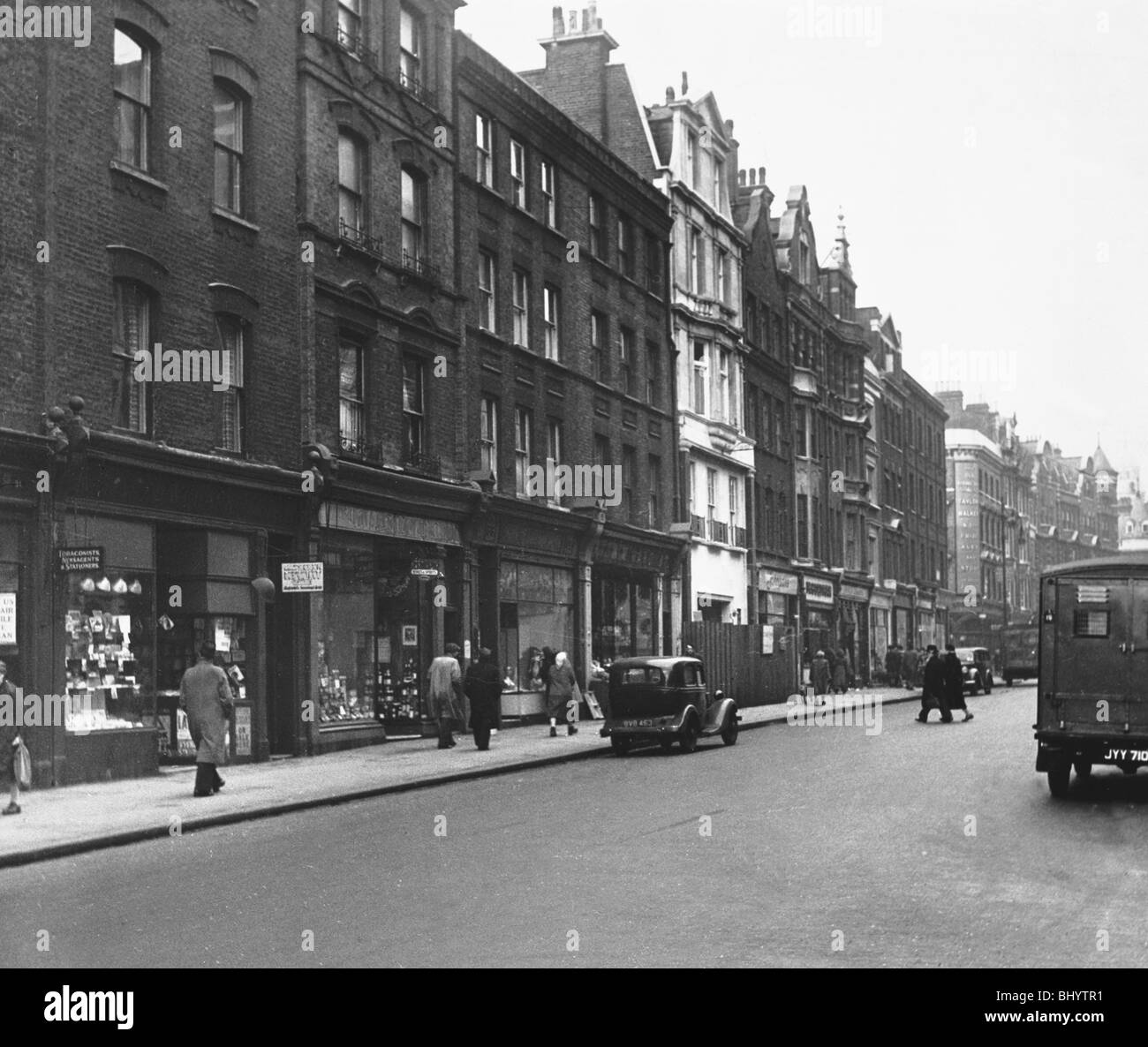 Marylebone lane hi-res stock photography and images - Alamy