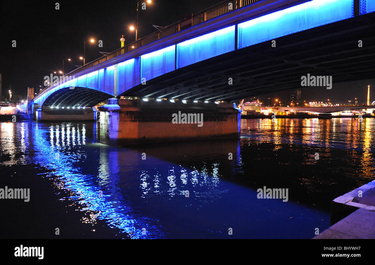 Guillaume le conquerant bridge hi-res stock photography and images - Alamy
