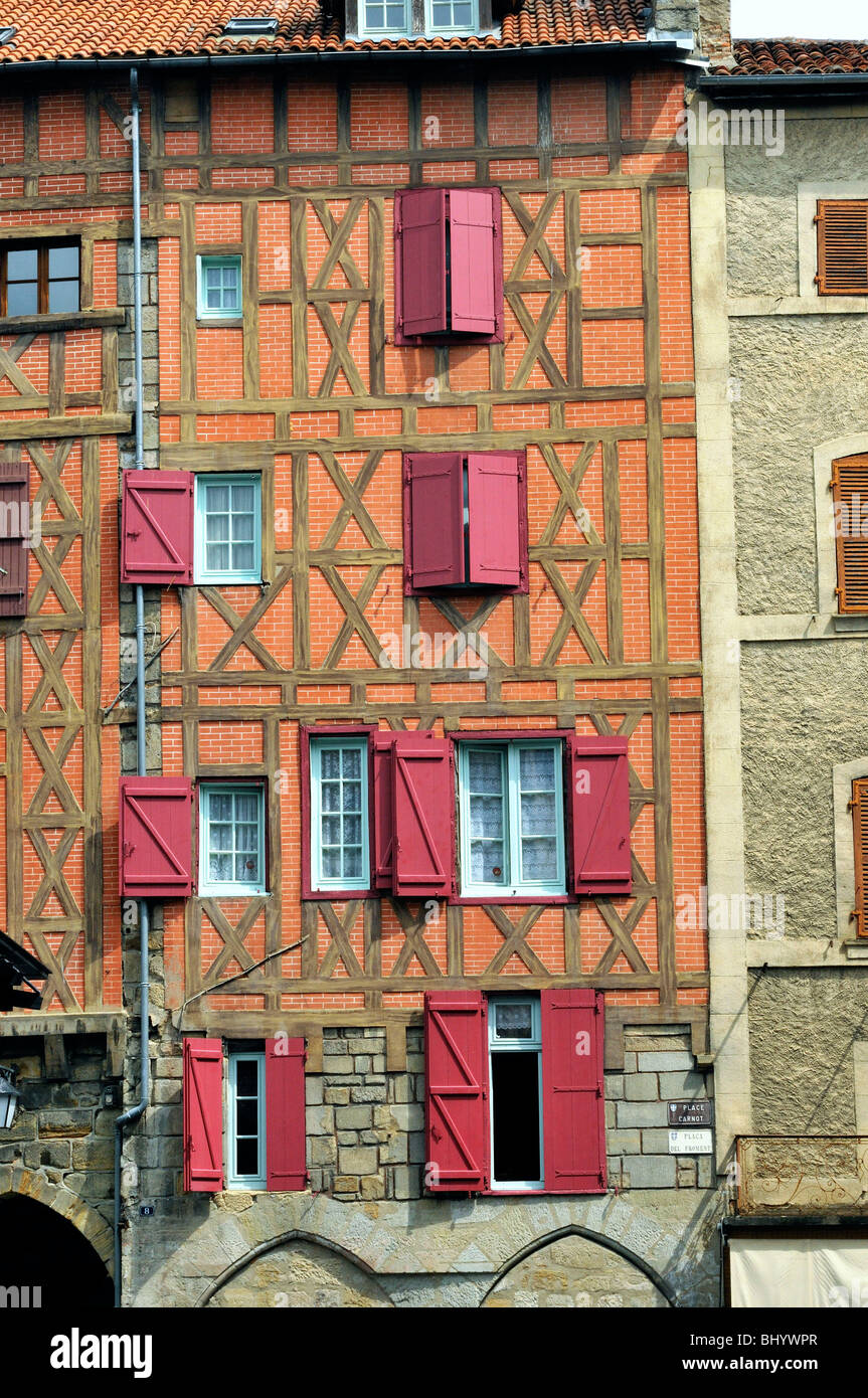 Figeac district hi-res stock photography and images - Alamy