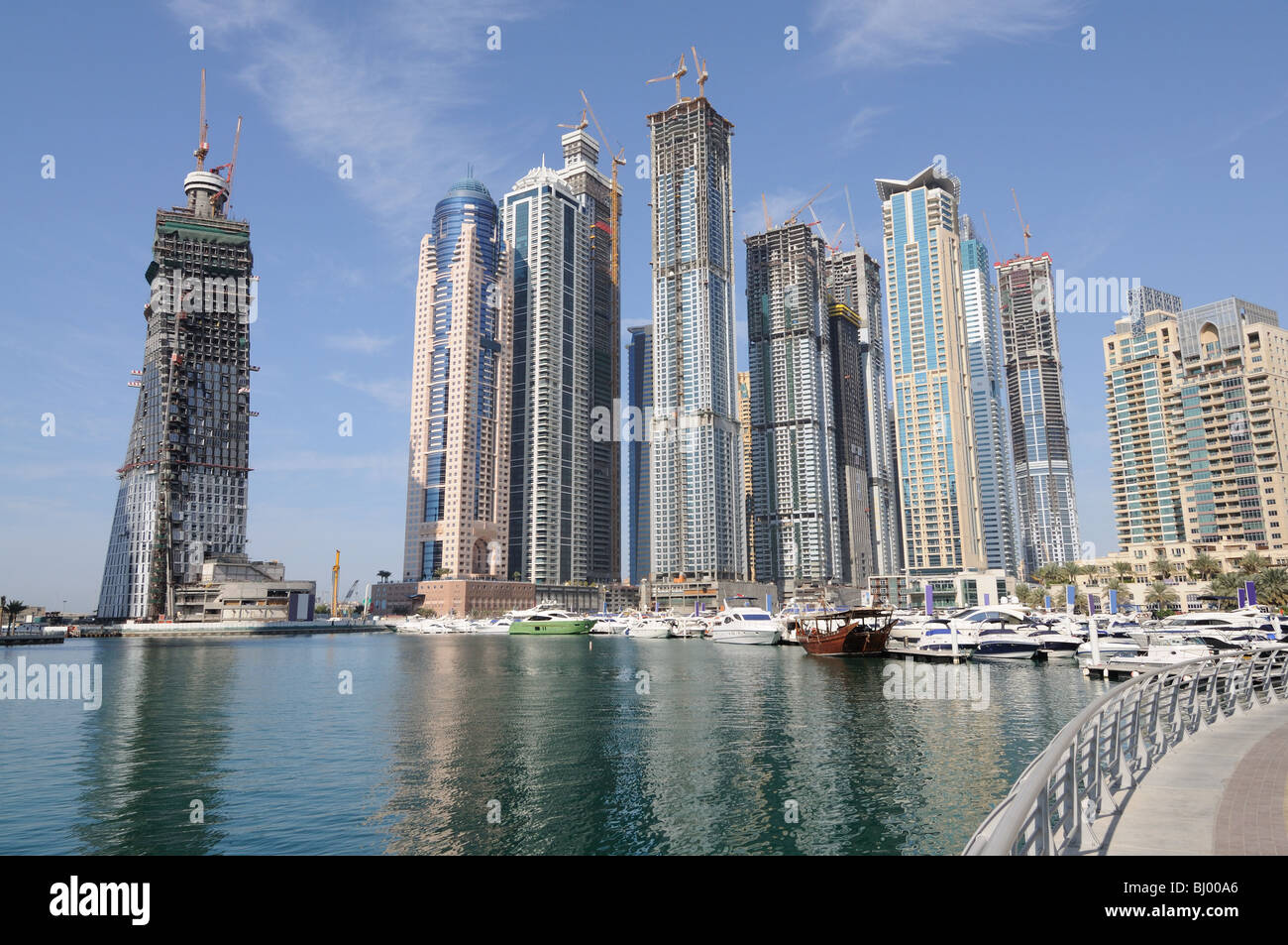 Luxury marina development hi-res stock photography and images - Alamy