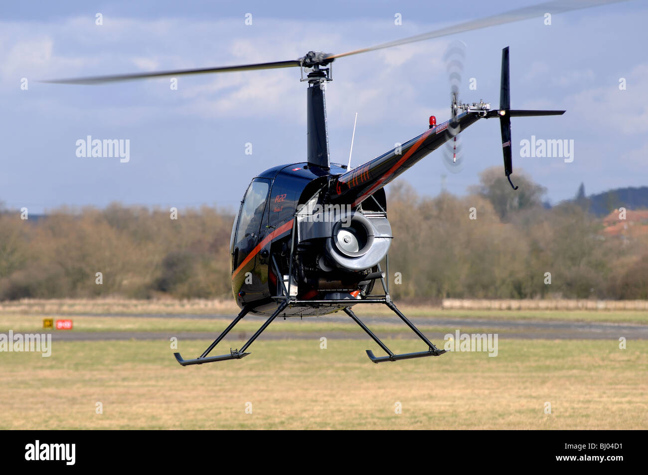 Robinson R22 helicopter at Nottingham Airport, Tollerton ...
