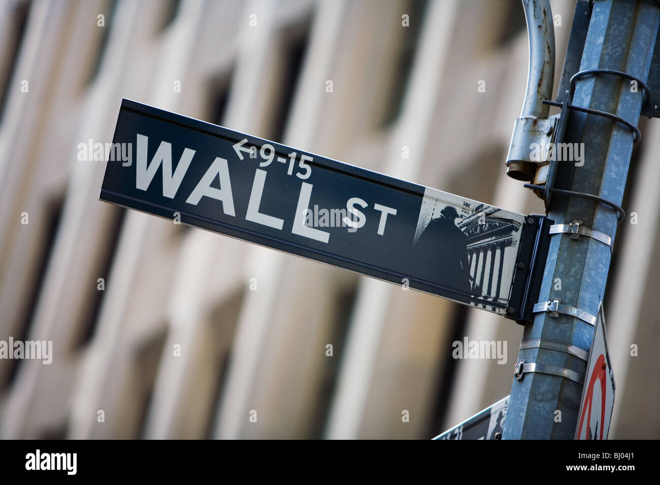 Wall street sign in New York City Stock Photo - Alamy