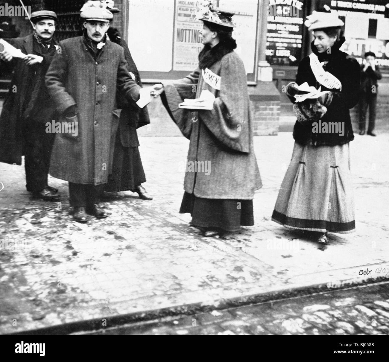 Suffragettes handing out leaflets, London, October 1907. Artist ... Suffragettes handing out leaflets, London, October 1907. Artist ...