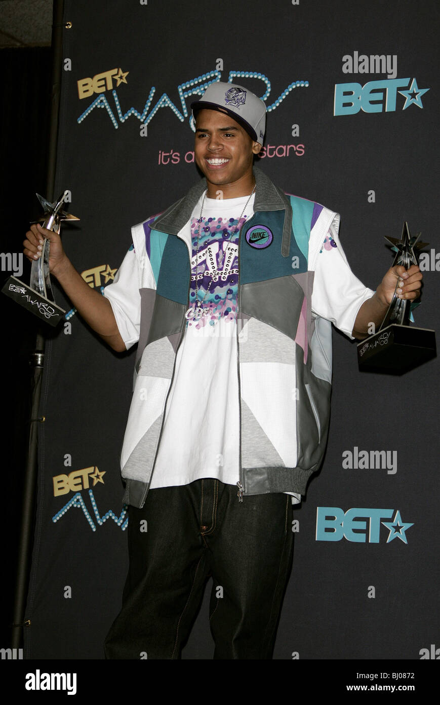 CHRIS BROWN 2006 BET AWARDS SHRINE AUDITORIUM DOWNTOWN LOS ANGELES USA ...