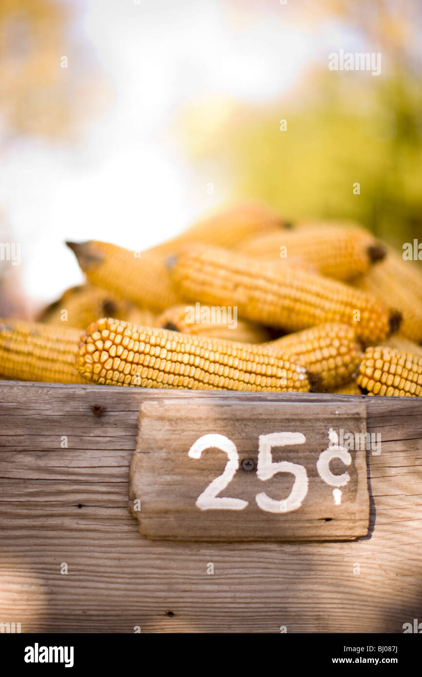 Food and drink for sale sign hi-res stock photography and images - Alamy