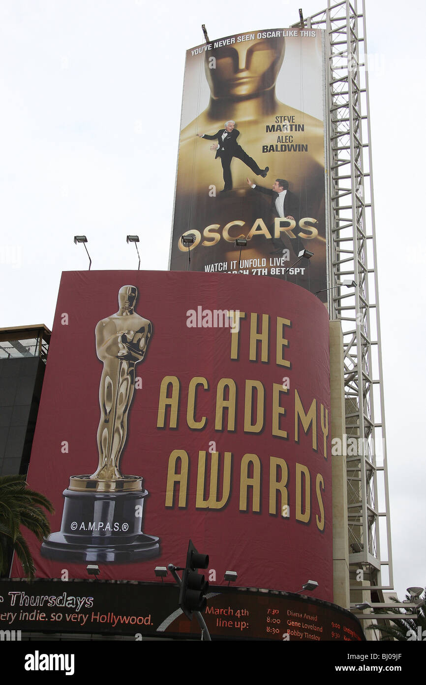 Academy signage hi-res stock photography and images - Alamy