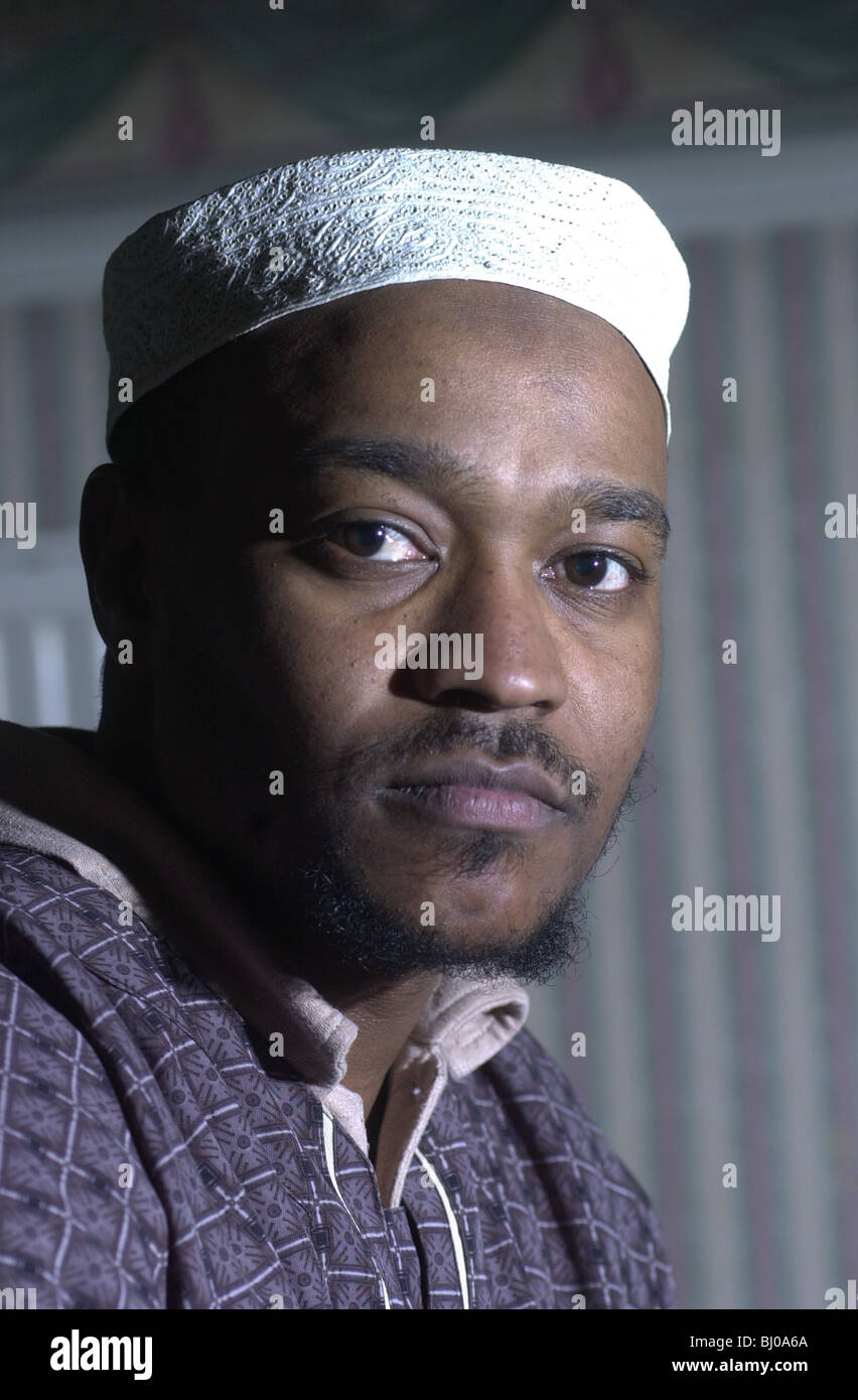 Islamic man hi-res stock photography and images - Alamy