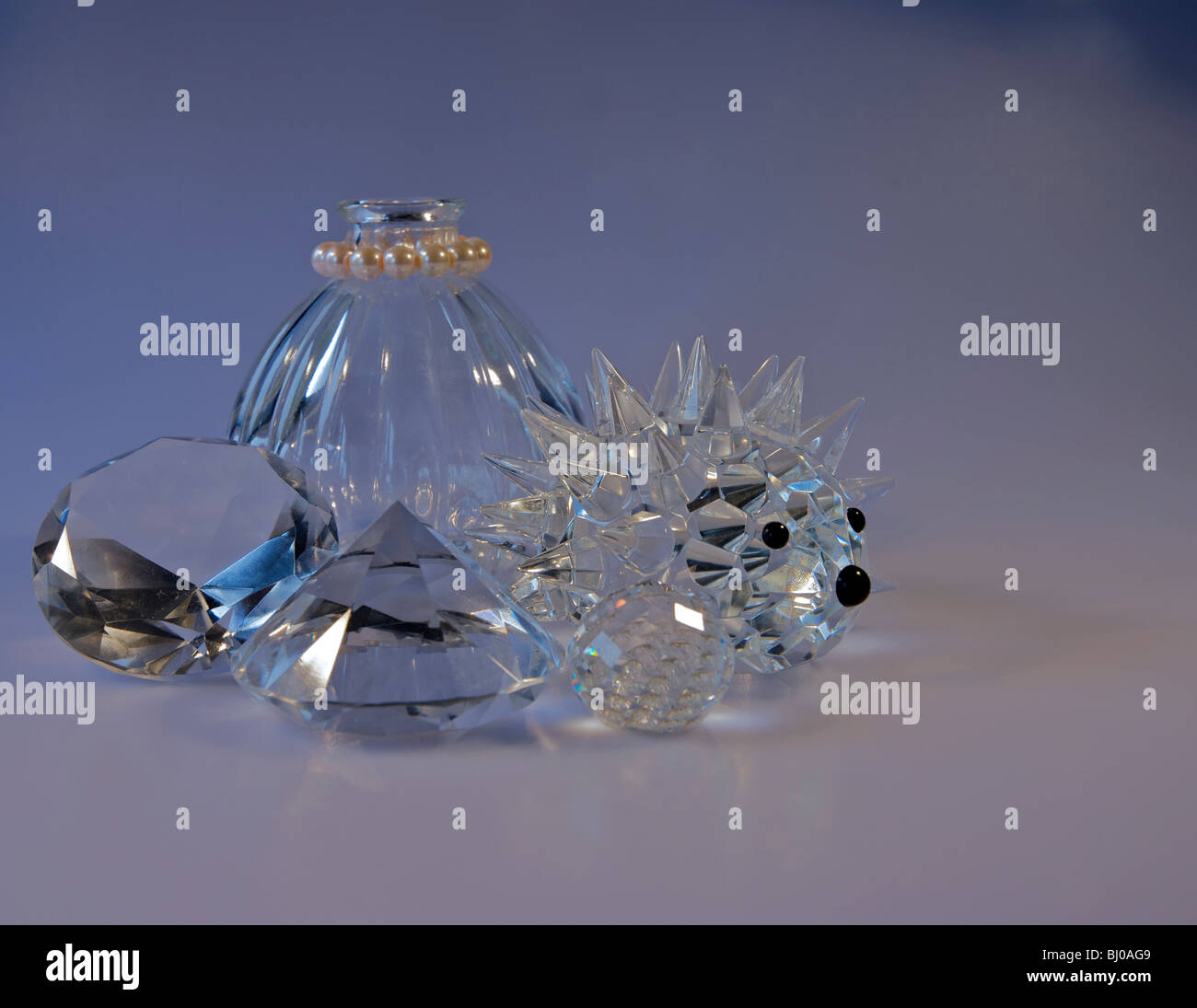 Crystal glass hi-res stock photography and images - Alamy