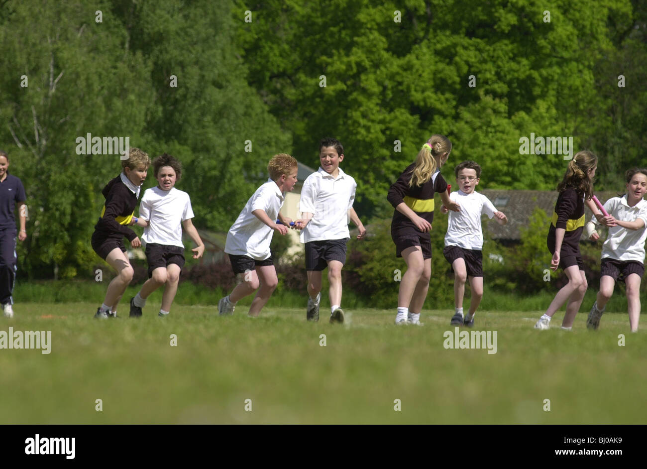 Relay race school hi-res stock photography and images - Alamy