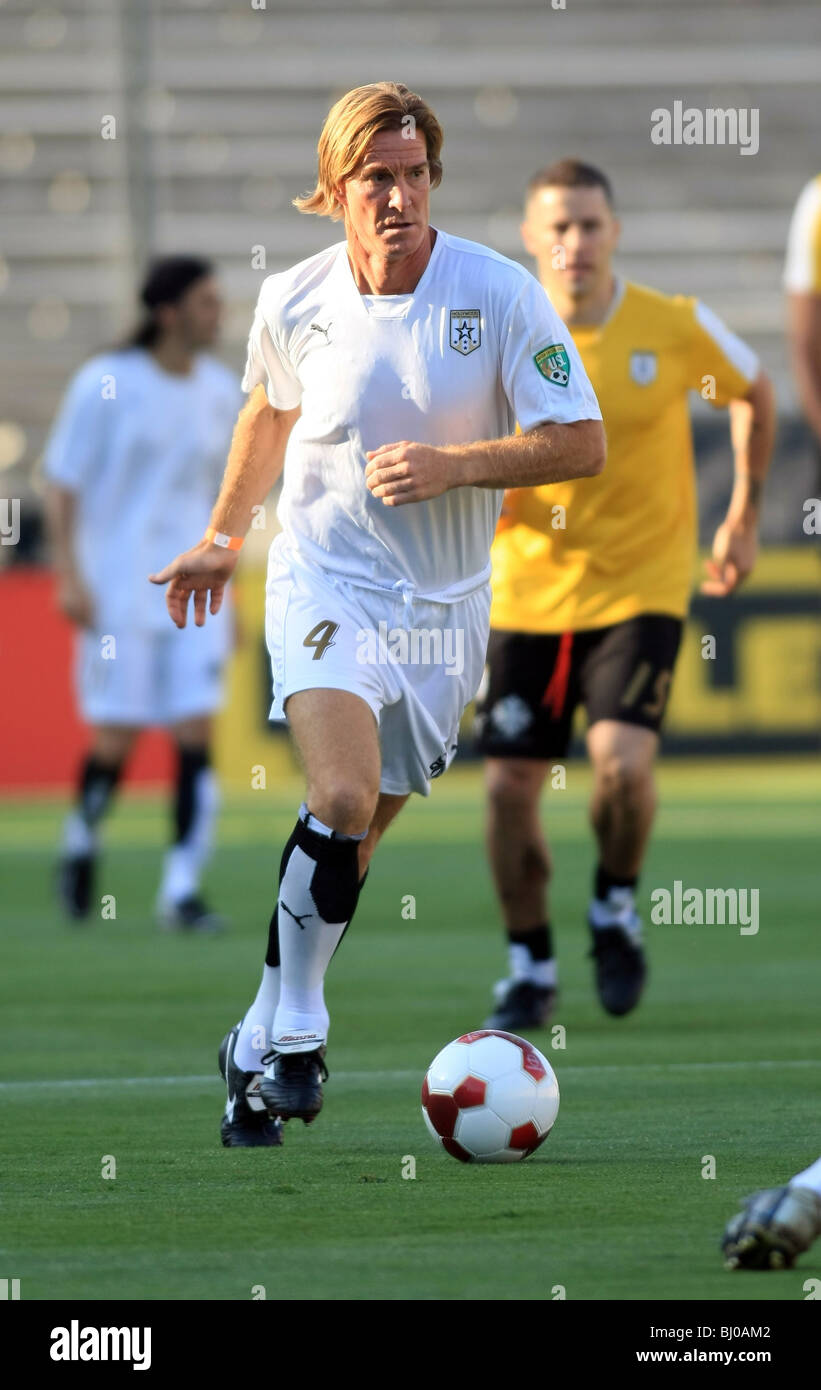 RICHARD GOUGH HOLLYWOOD UNITED CELEBRITY MATCH BEFORE CHELSEA V INTER ...