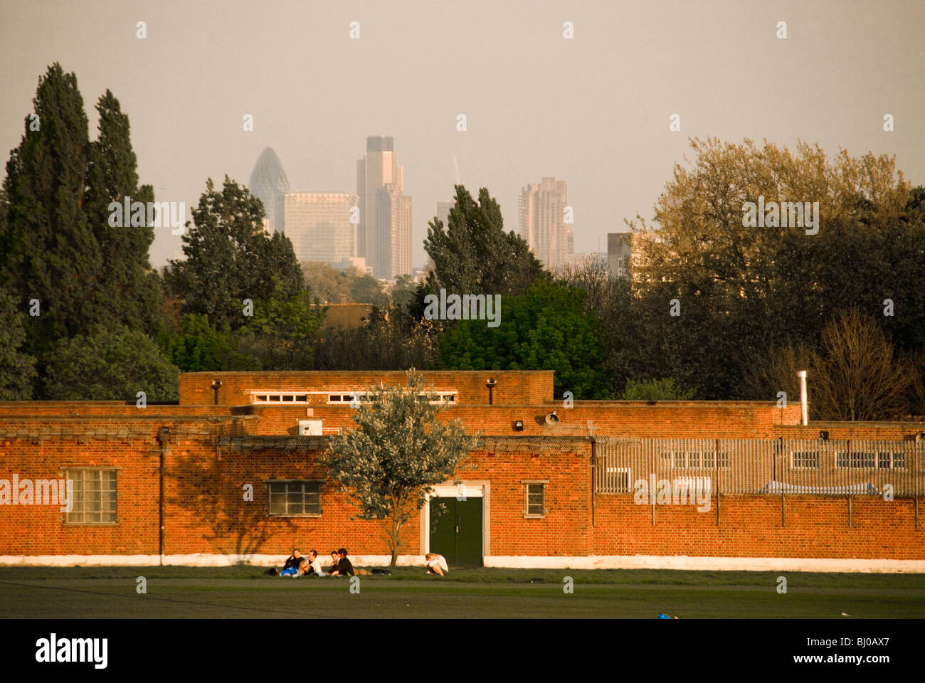 Parliament fields hi-res stock photography and images - Alamy