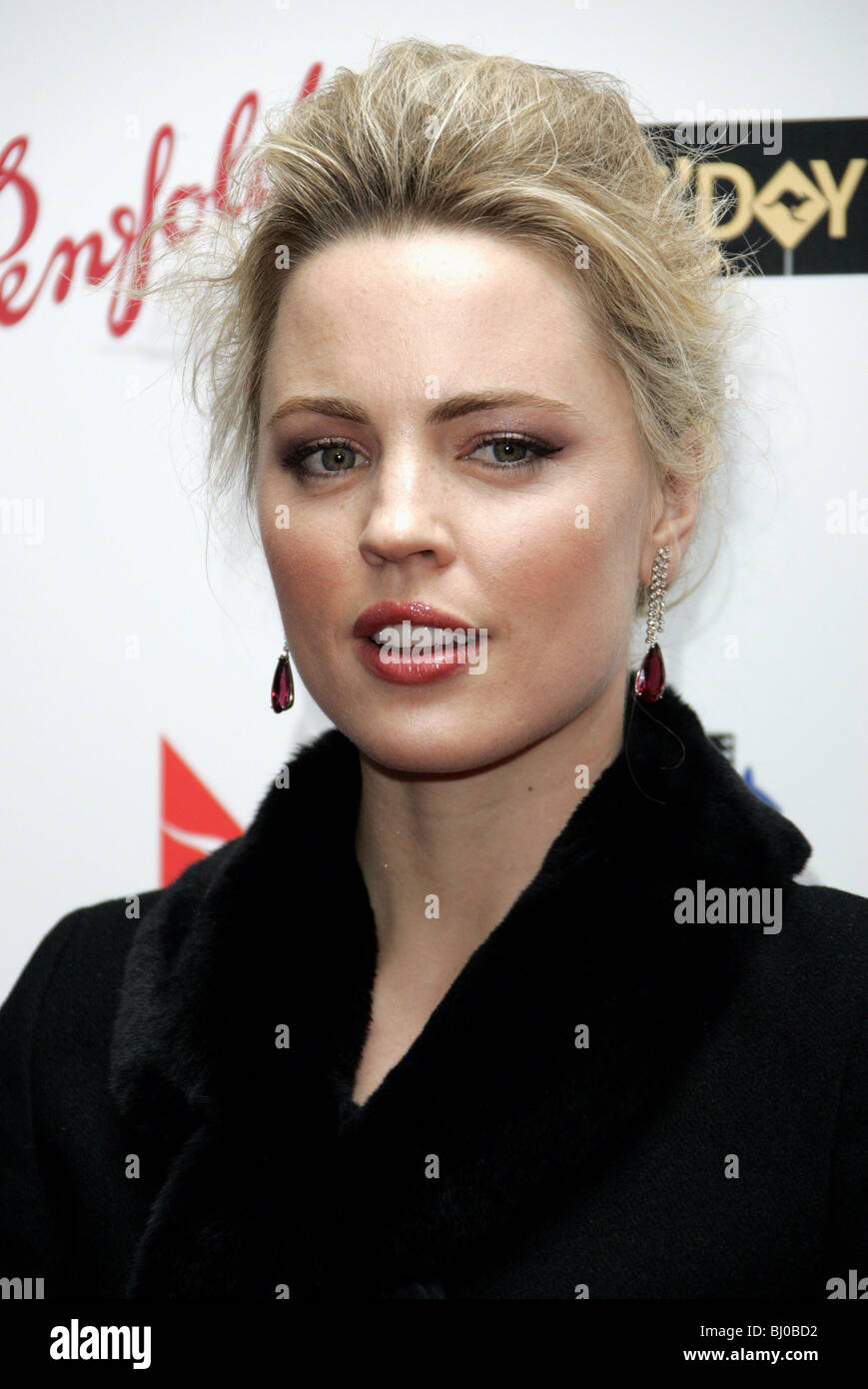 MELISSA GEORGE G'DAY LA PENFOLDS ICON GALA HOLLYWOOD PALLADIUM LOS ...