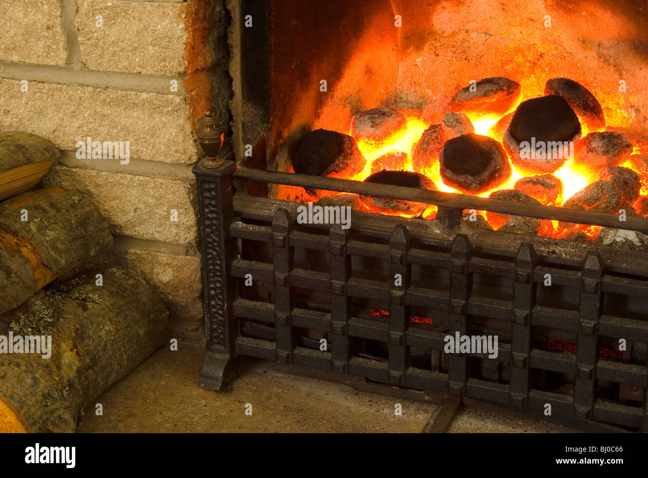 Solid fuel fire High Resolution Stock Photography and Images - Alamy