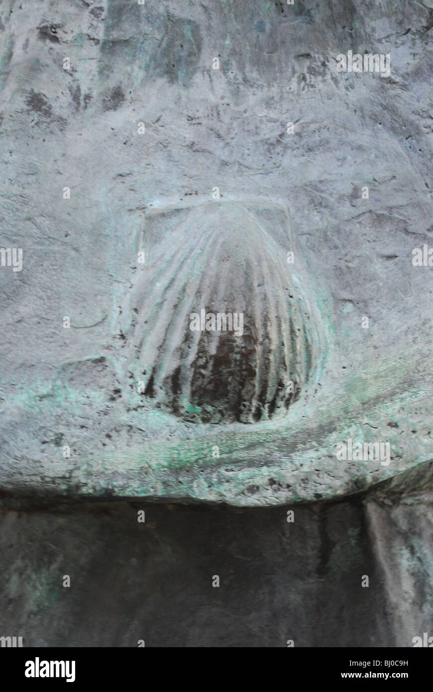 Shell symbol hi-res stock photography and images - Alamy